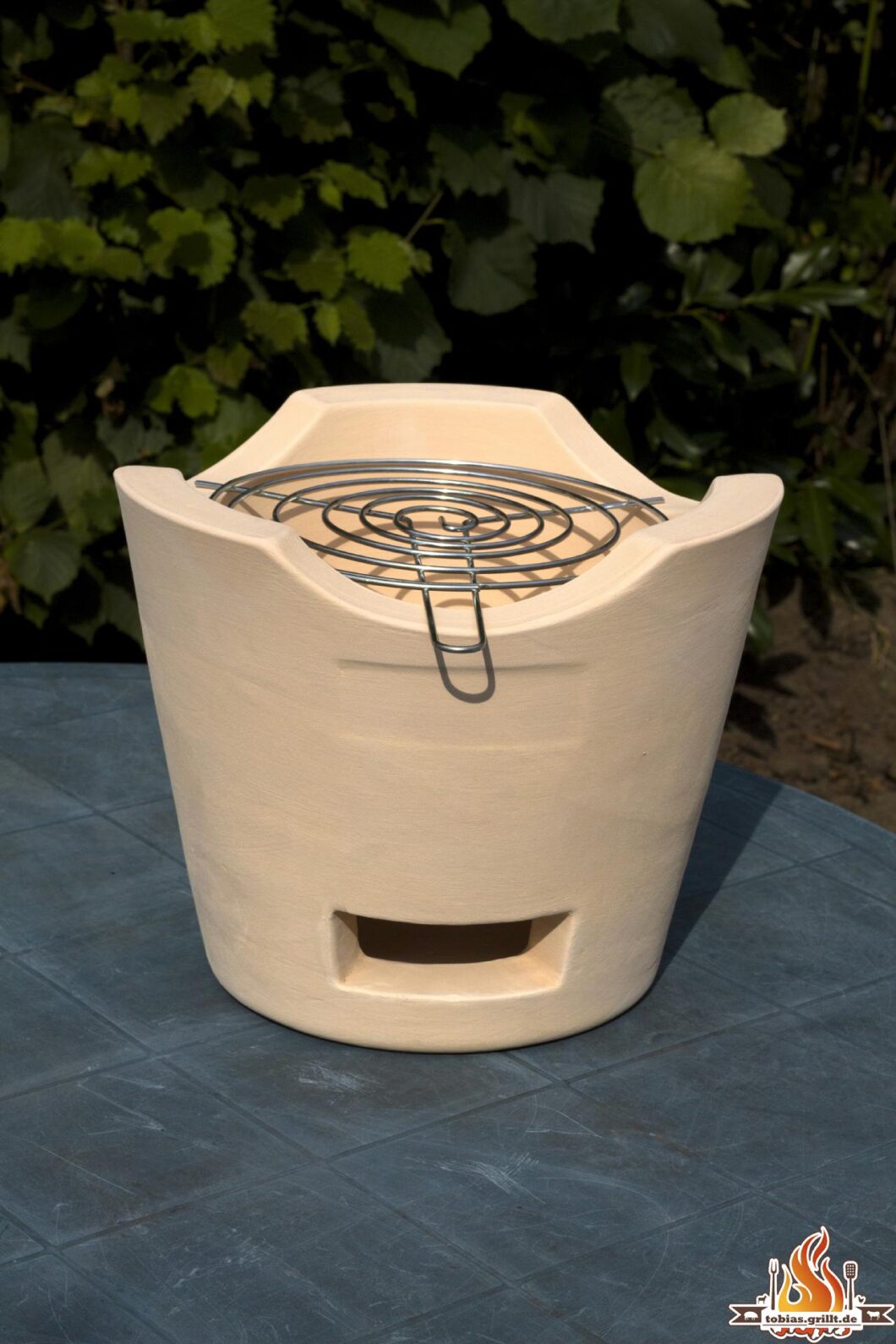 Ton-Keramik Thai Grill von der Firma Matchpoint - tobiasgrillt.de